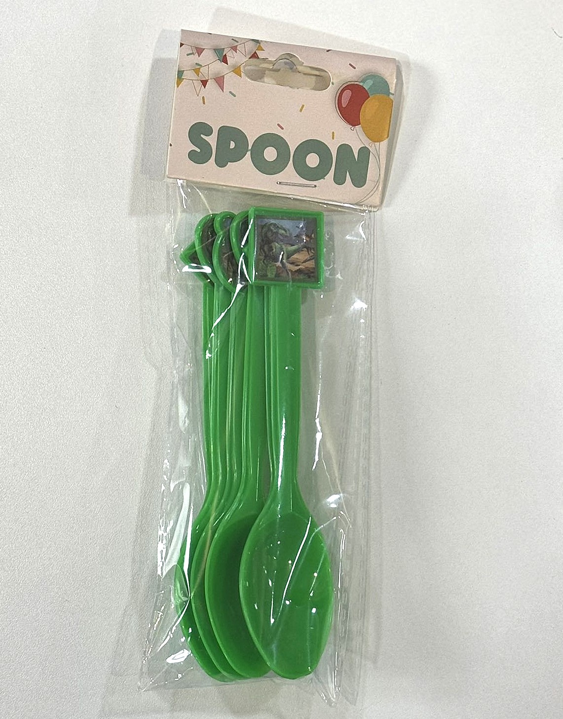 Plasticne kasike sa dekoracijom 6/1 DINO